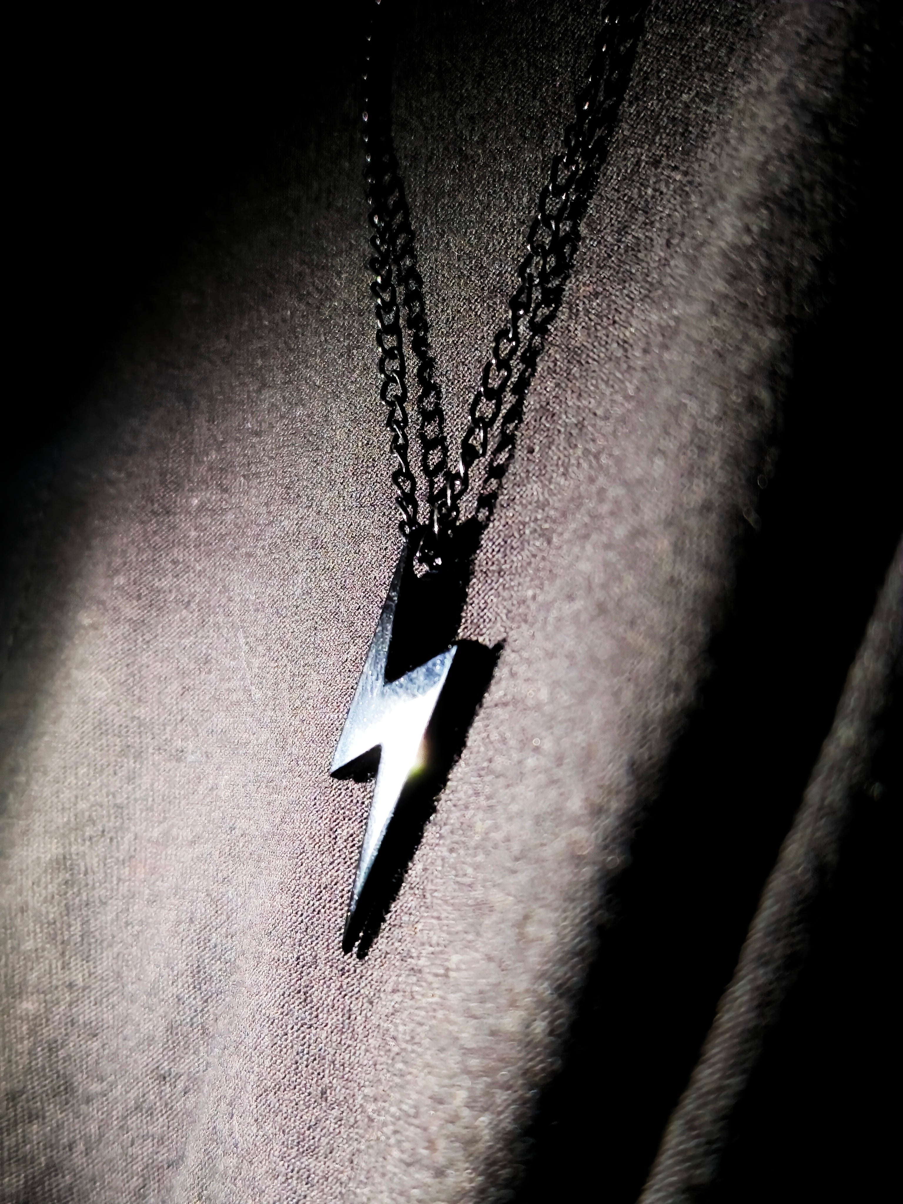 Ninja thunder pendant chain (Jet black edition) – Gonzo